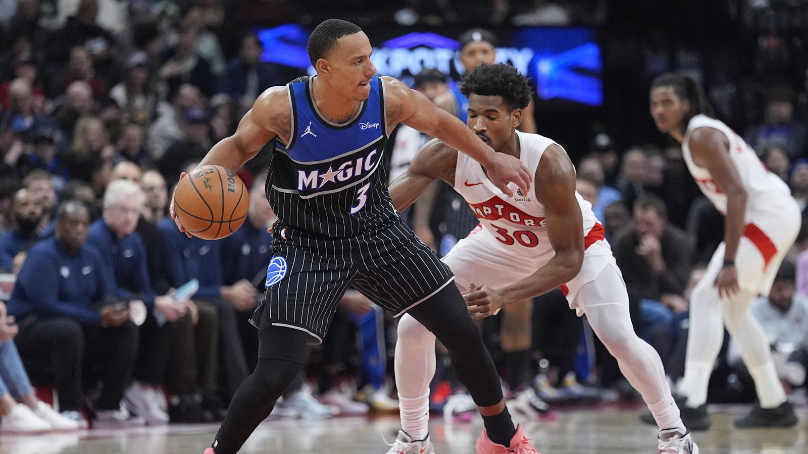 Magic’s Desmond Bane nails 'magical' behind-the-backboard shot vs. Raptors