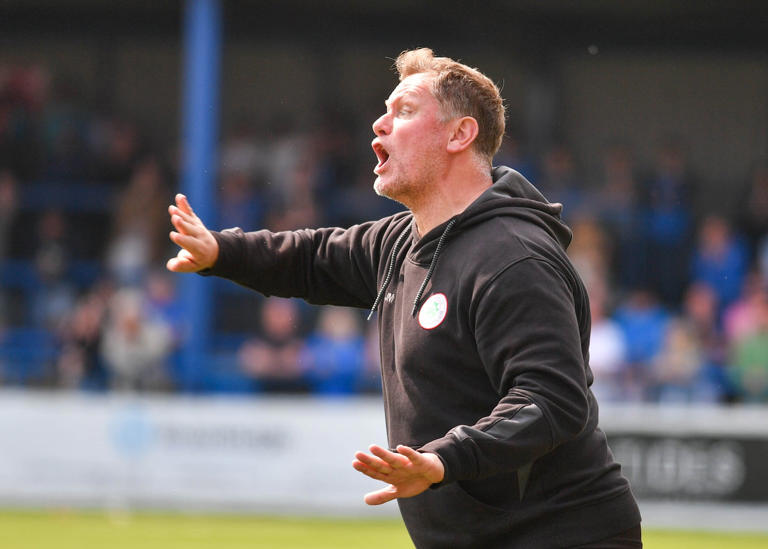 Larne hoping to extend advantage as Cliftonville head for Inver Park