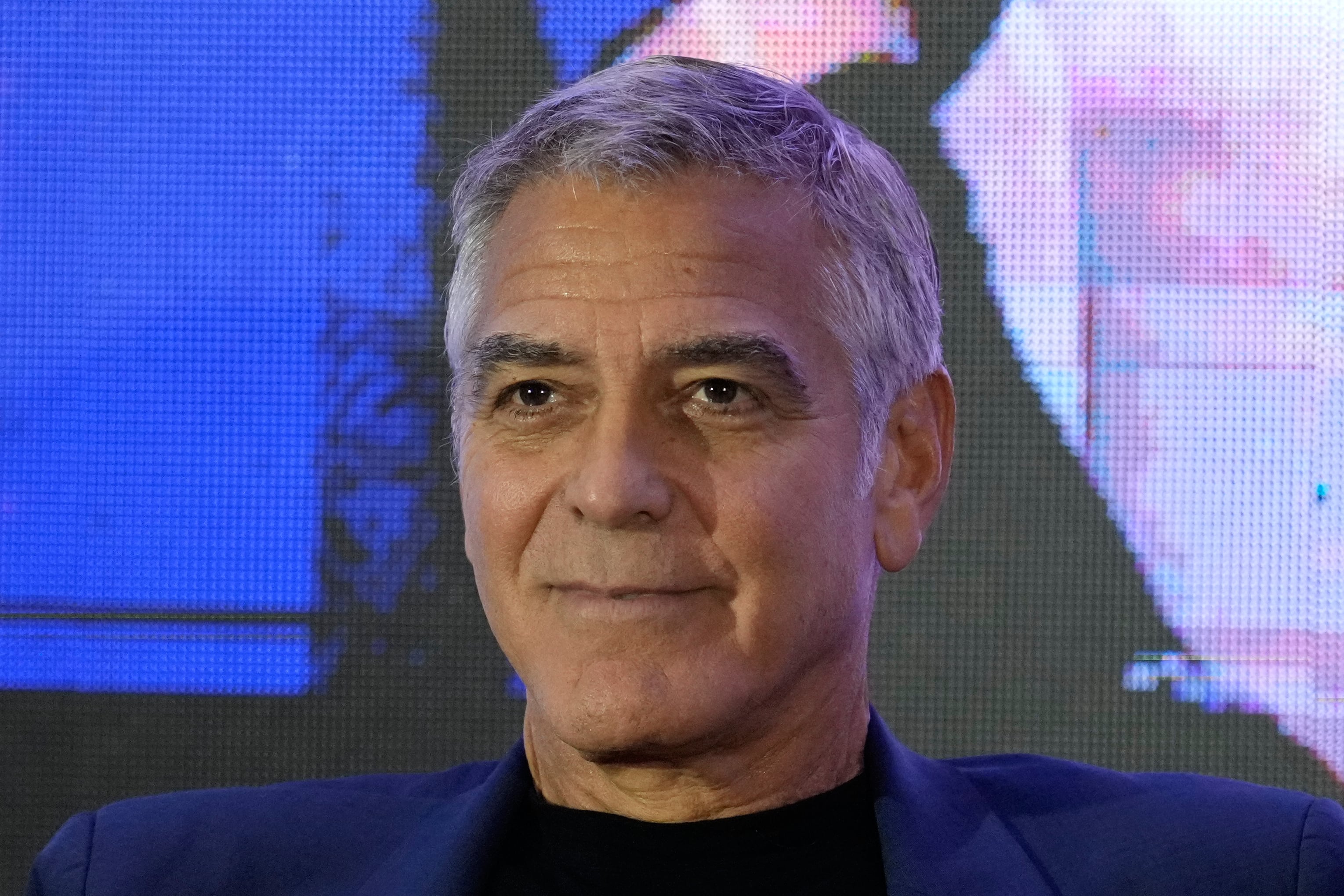 George Clooney acquires French citizenship