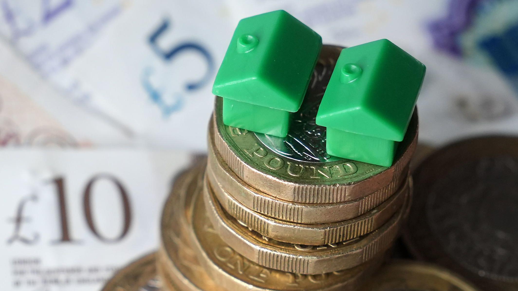 Housing tenants urged 'not to struggle in silence'