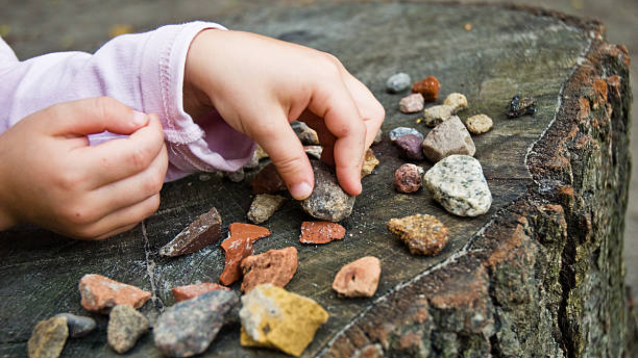 One-year-old dies due to choking after swallowing stone: Why children ...