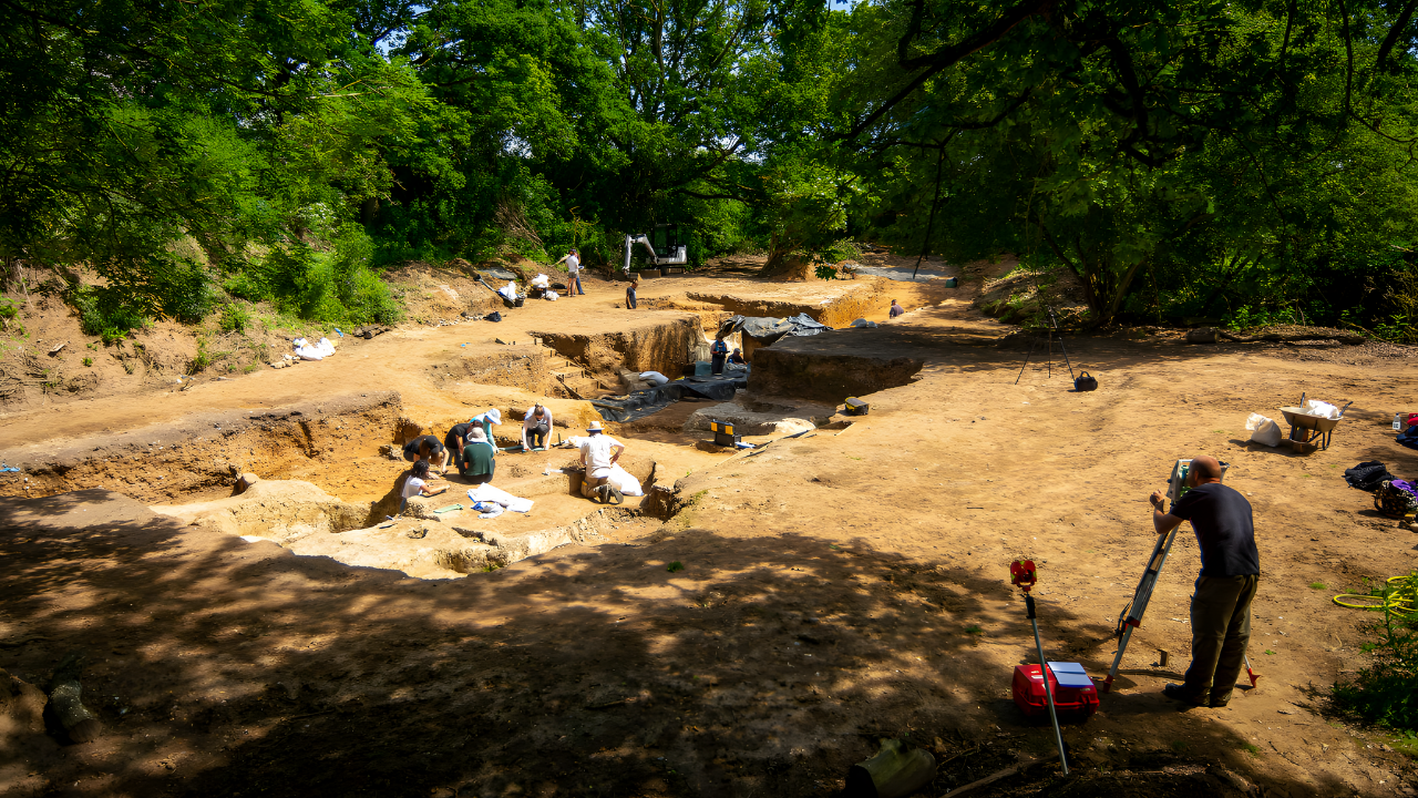 Humanity’s first fire discovered in England — 'out of England' origin ...