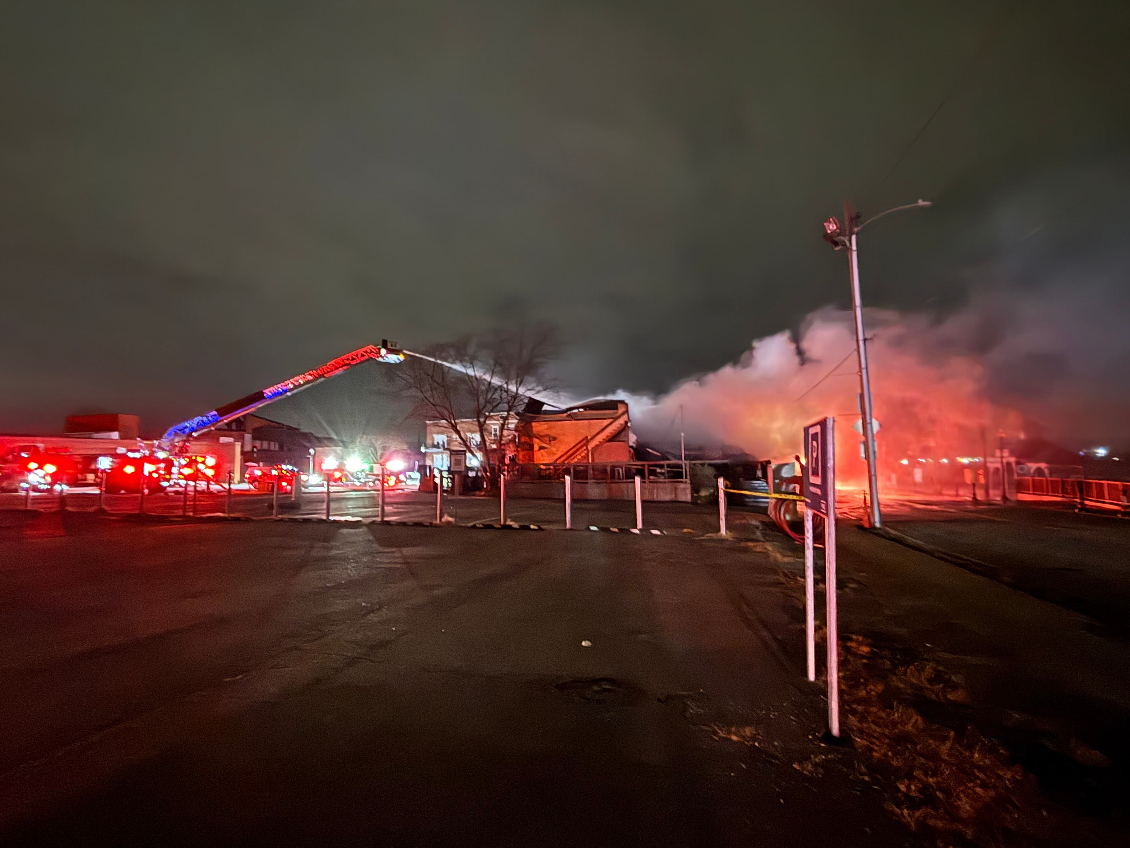 Jeffersonville riverside restaurant burns down in overnight fire