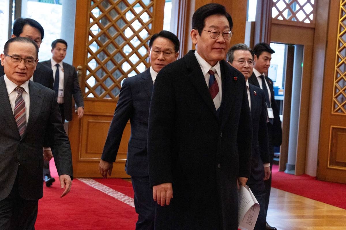 South Korean president Lee to visit China next week