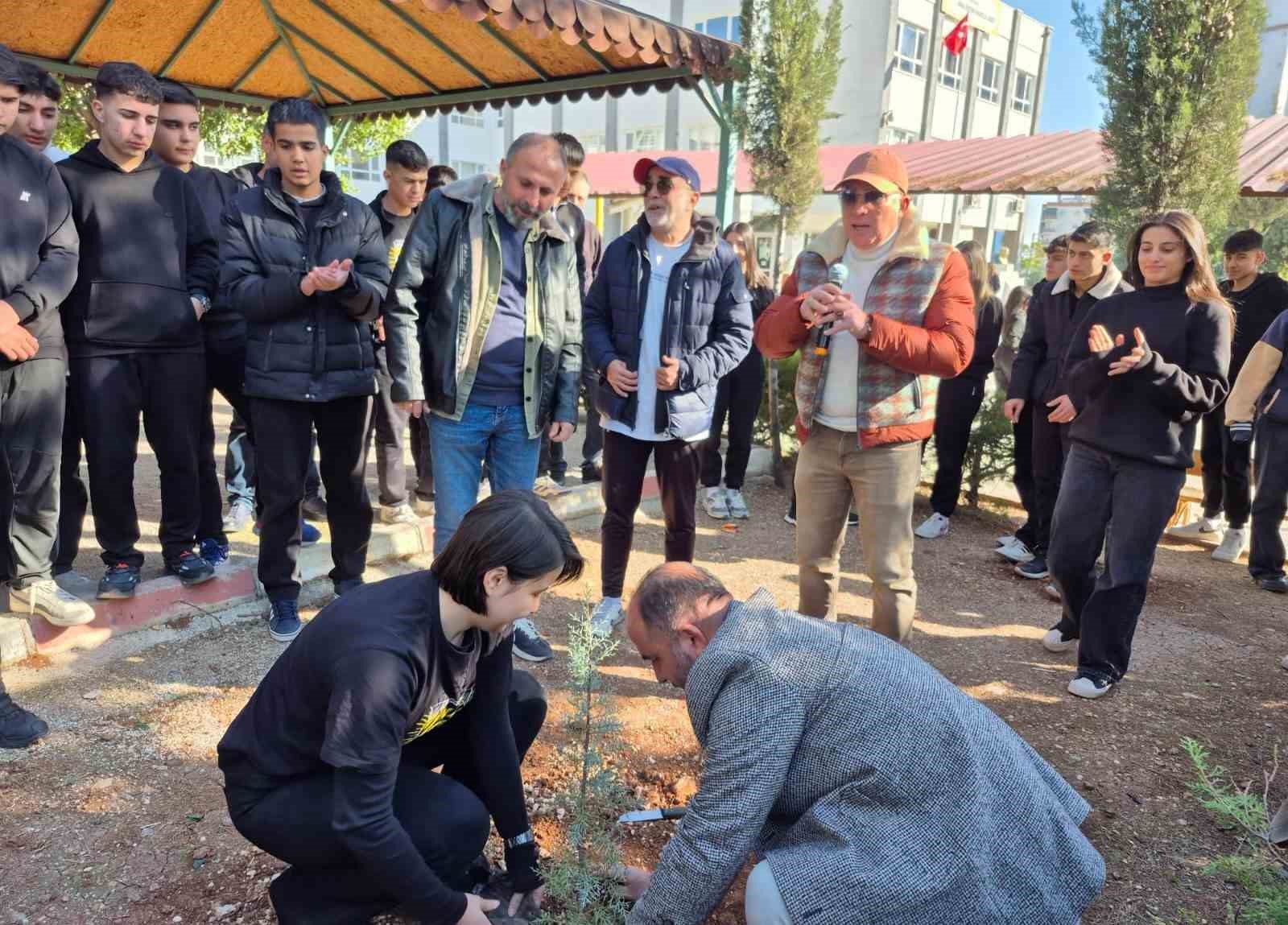 Nihal Erdem Anadolu Lisesinde ’Yeşil Vatan’ seferberliği