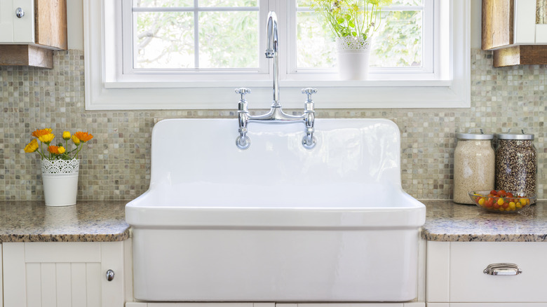 The kitchen essential that can buff scratches out of your porcelain sink