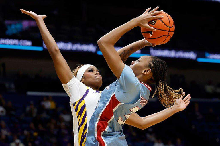 Where to watch, how to follow Kentucky's women's basketball game at LSU