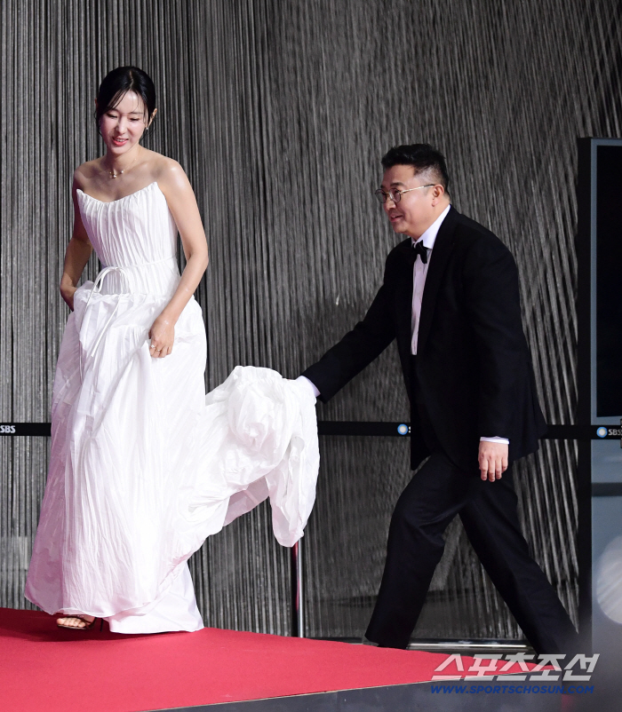 Lee Ji Hye Moon Jae Wan is always full of fun