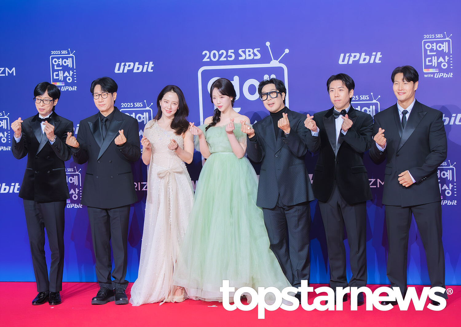 [HD포토] '런닝맨' 팀, '15주년 빛낸 레드카펫' (2025 SBS 연예대상)