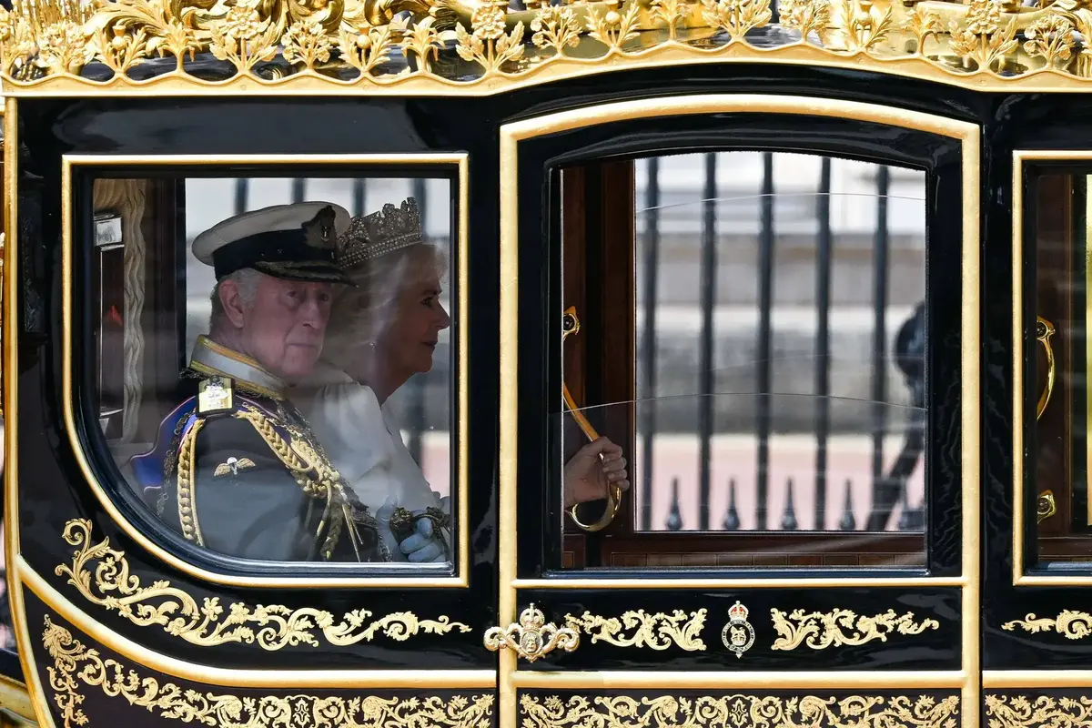 Former Liverpool forward officially receives MBE in New Year Honours ...