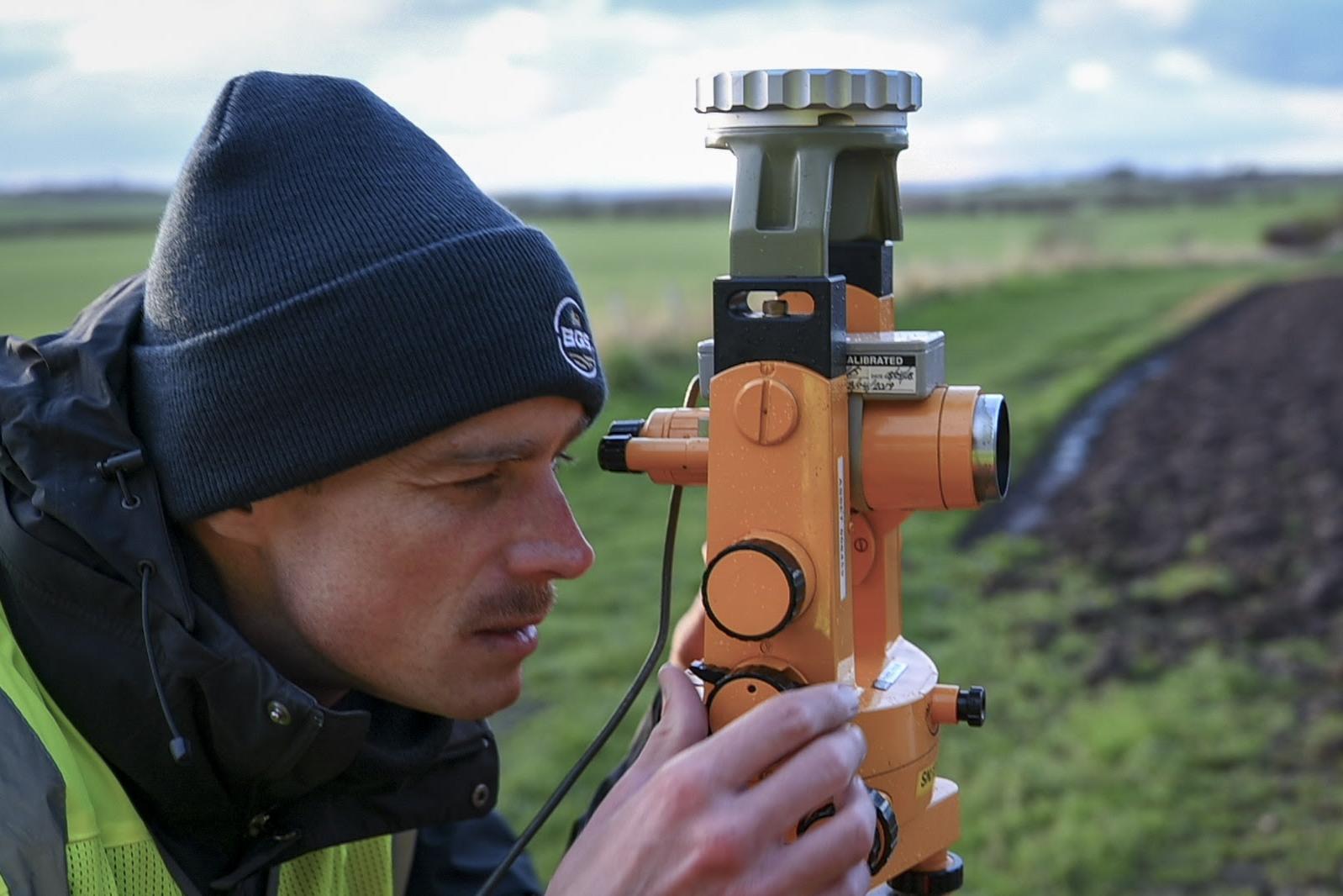 ‘Three norths’ set to leave England according to new magnetic field ...