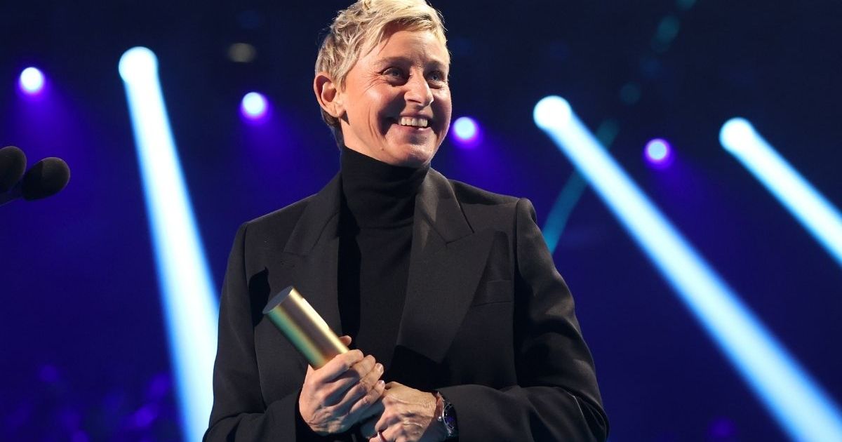 Ellen DeGeneres brings back original blonde after a year of gray hair