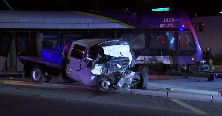 Valley Metro service restored after deadly light rail crash in central ...