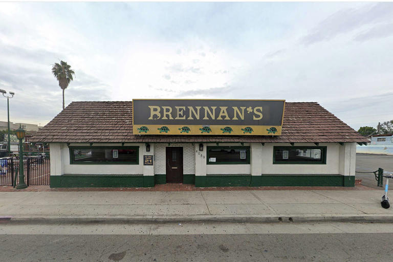 LA's famous turtle racing bar closes after 53 years
