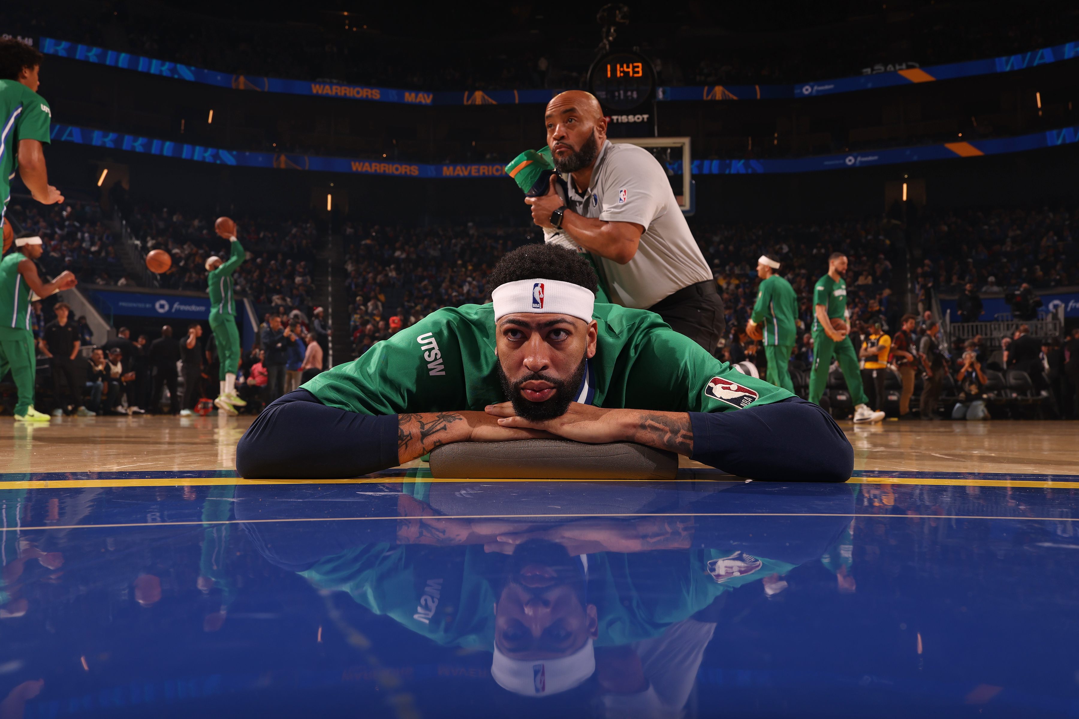 Counterpoint: What could keep the Mavericks from moving Anthony Davis ...