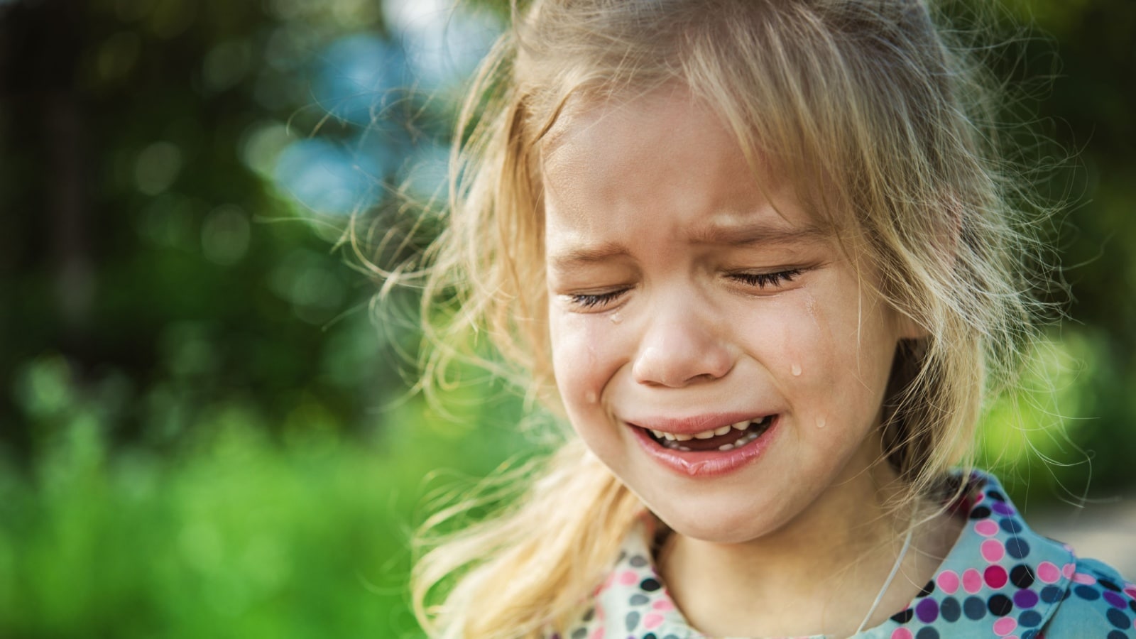 18 childhood struggles that were signs of poverty