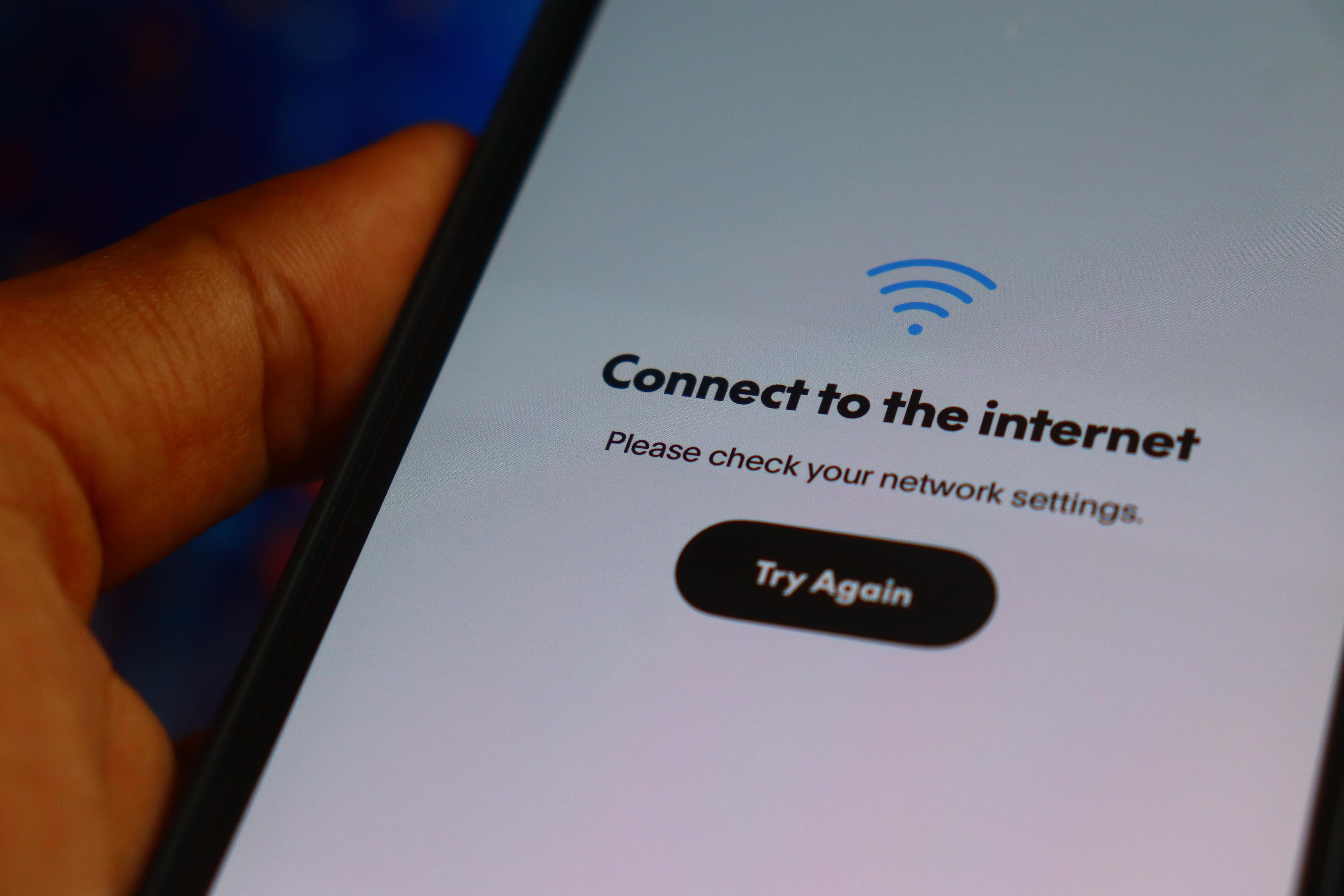 Israelis report outages across country, television, internet, mobile ...