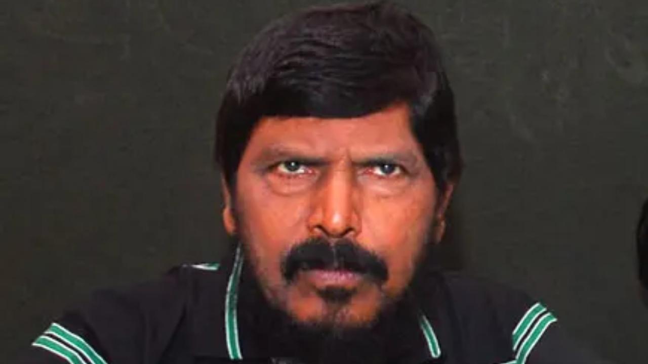 Ramdas Athawale alleges exclusion from Mahayuti talks, calls it betrayal