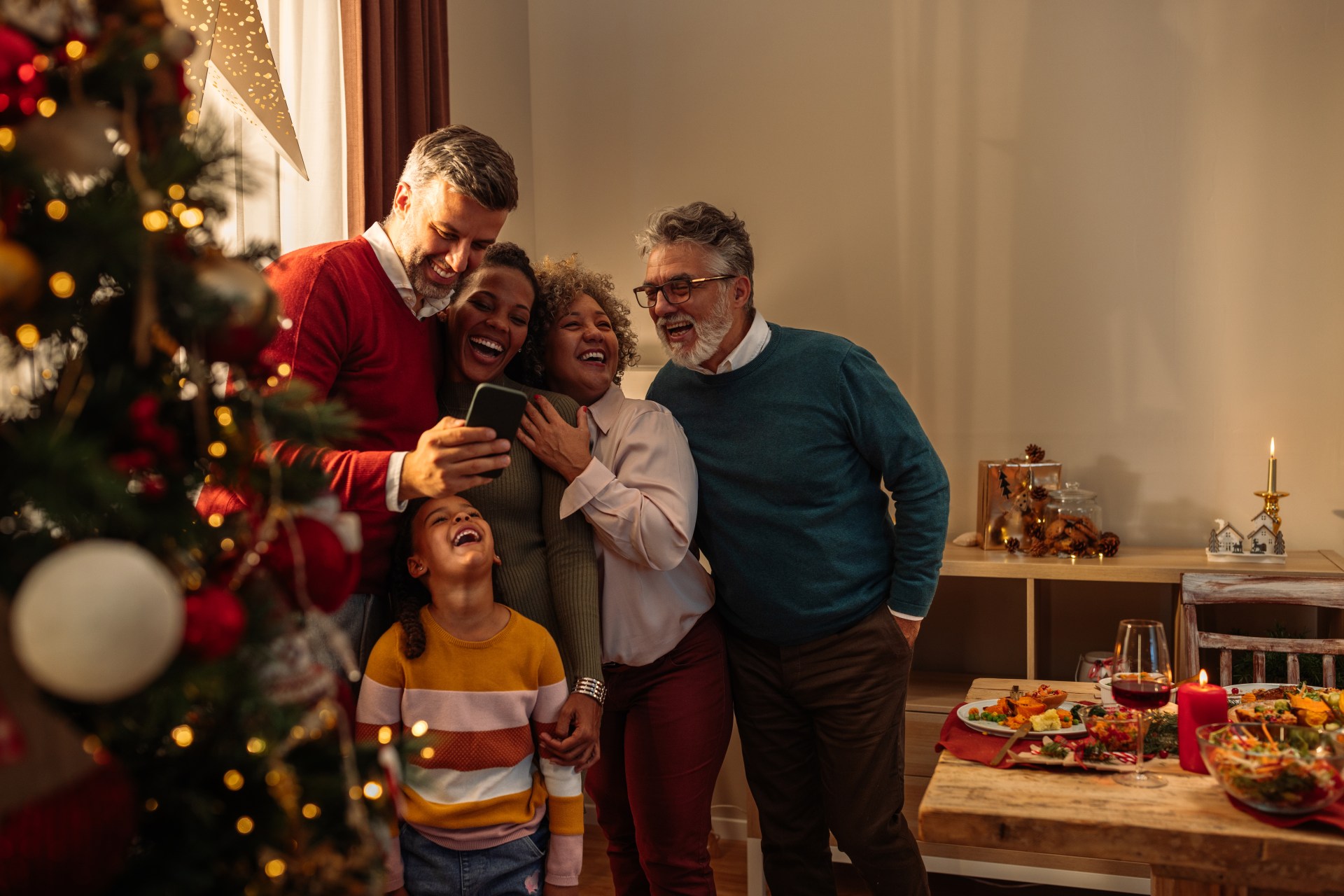 Stay connected this Christmas with Tesco Mobile PAYG