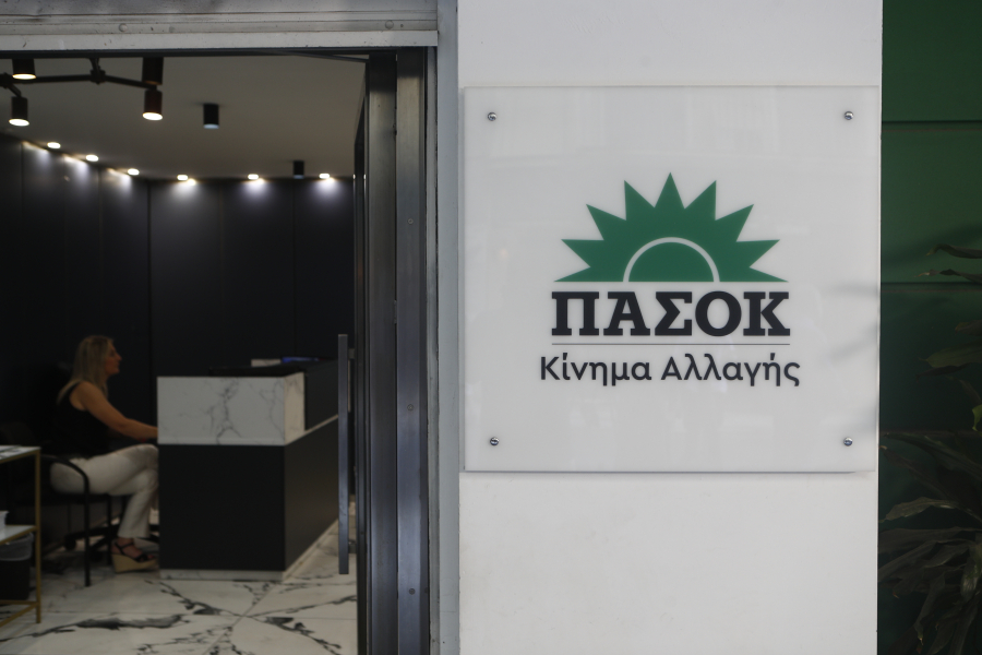 Η κρίση του ΠΑΣΟΚ μέσα από τον καθρέφτη της Αυτοδιοίκησης