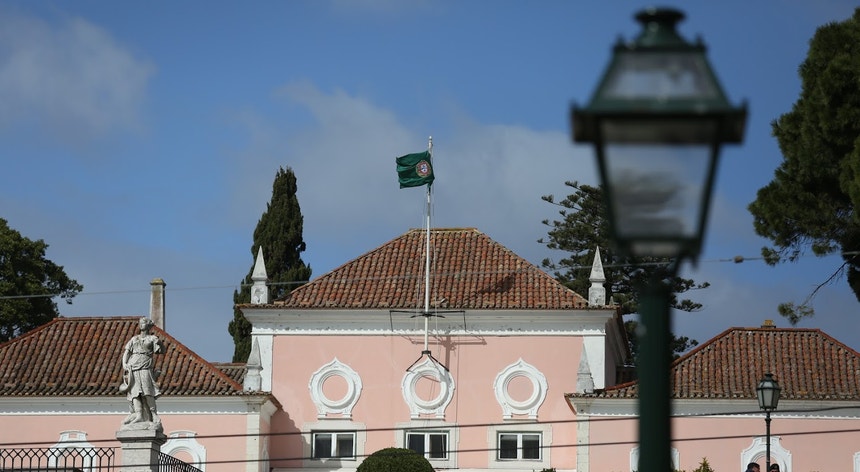 Montenegro "não participou na deliberação". Marcelo promulga ...