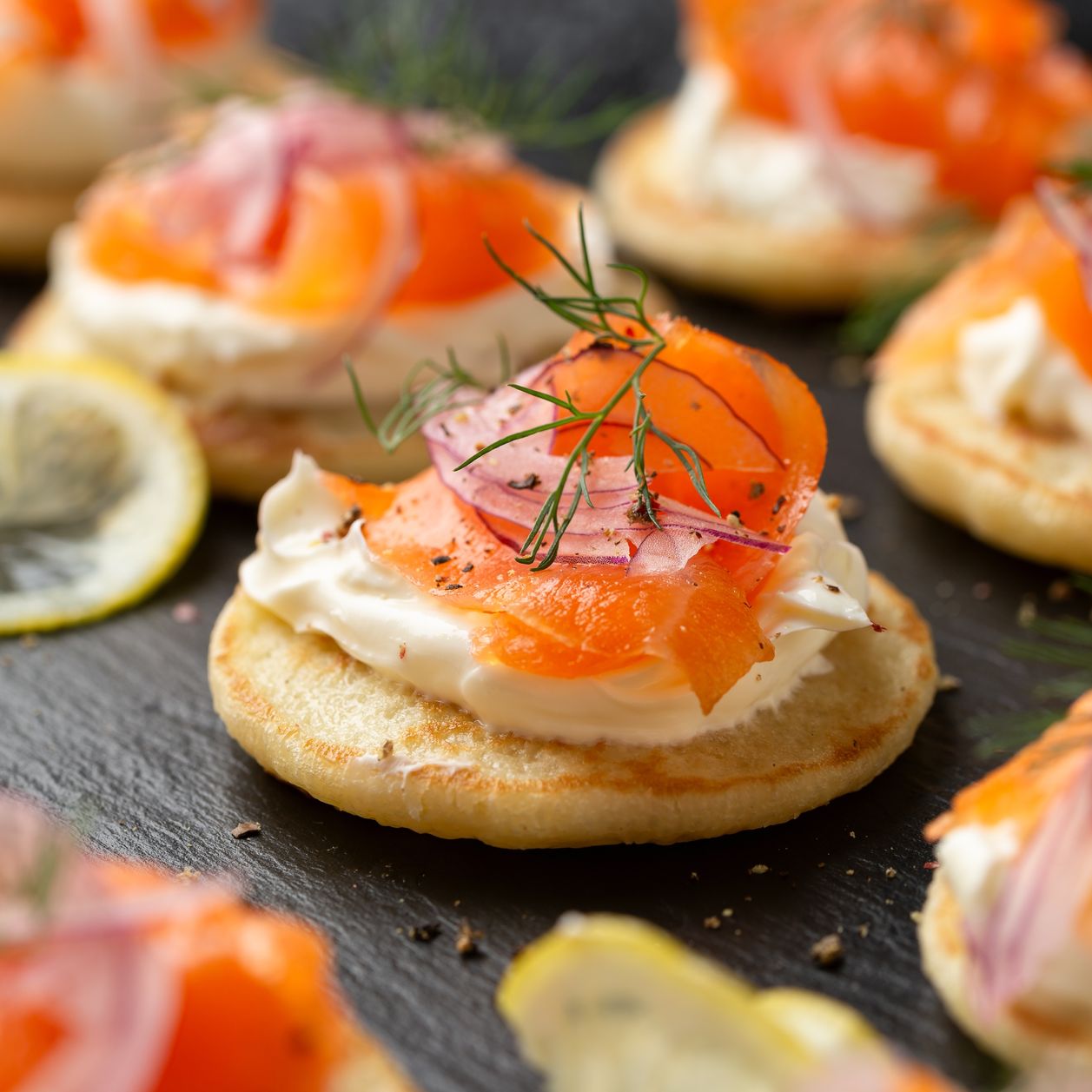 Comme le gâteau au yaourt, ces blinis se préparent avec un pot : la ...