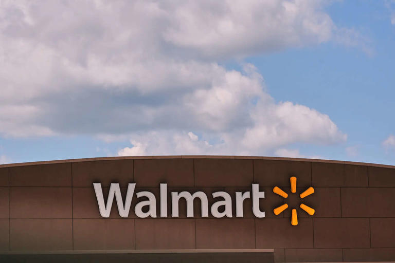 Is the Walmart app down? Walmart website down as widespread outage hits ...