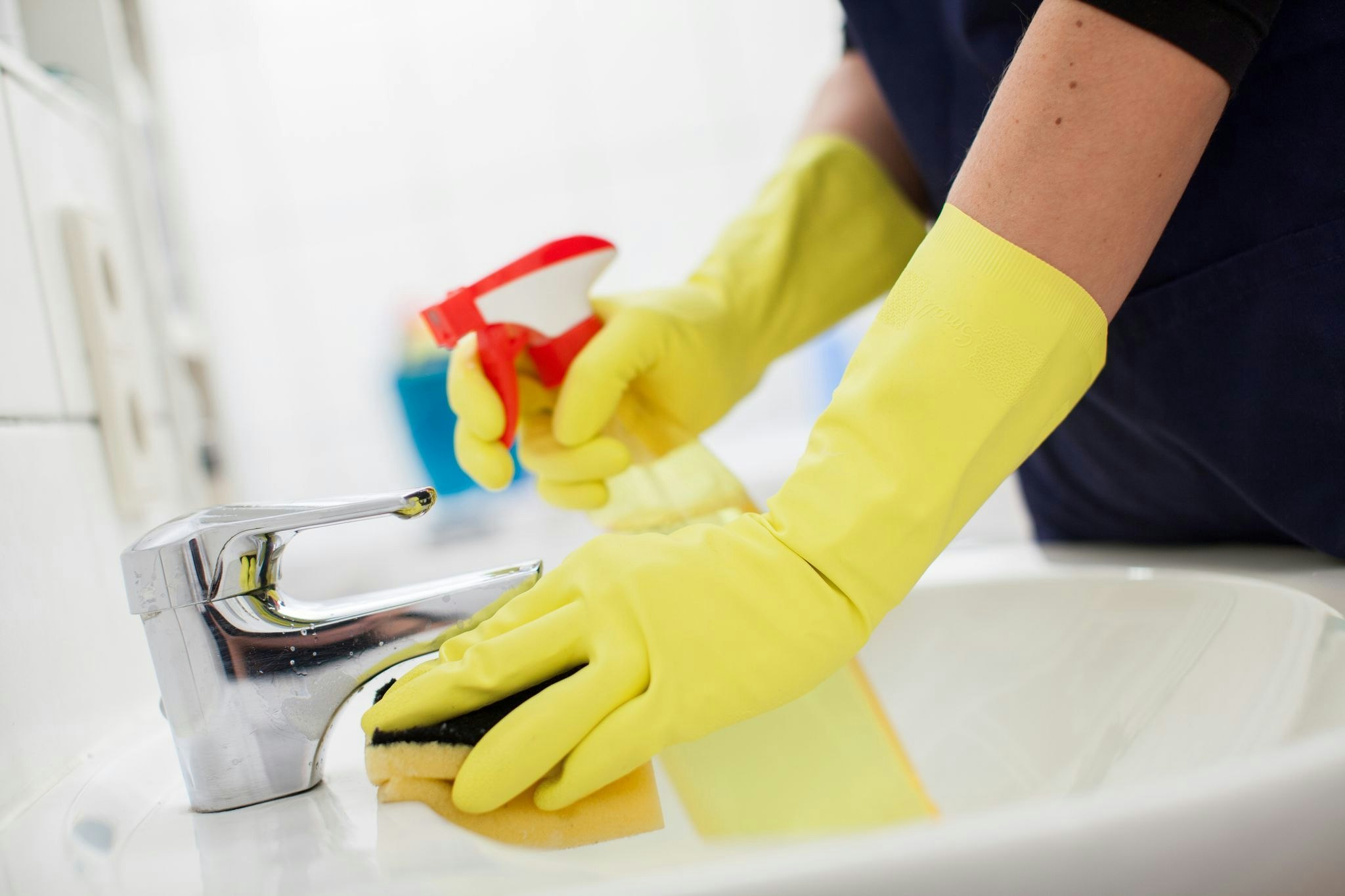 Umfrage untersucht Gründe: Schwarzarbeit? Haushaltshilfe besser anmelden