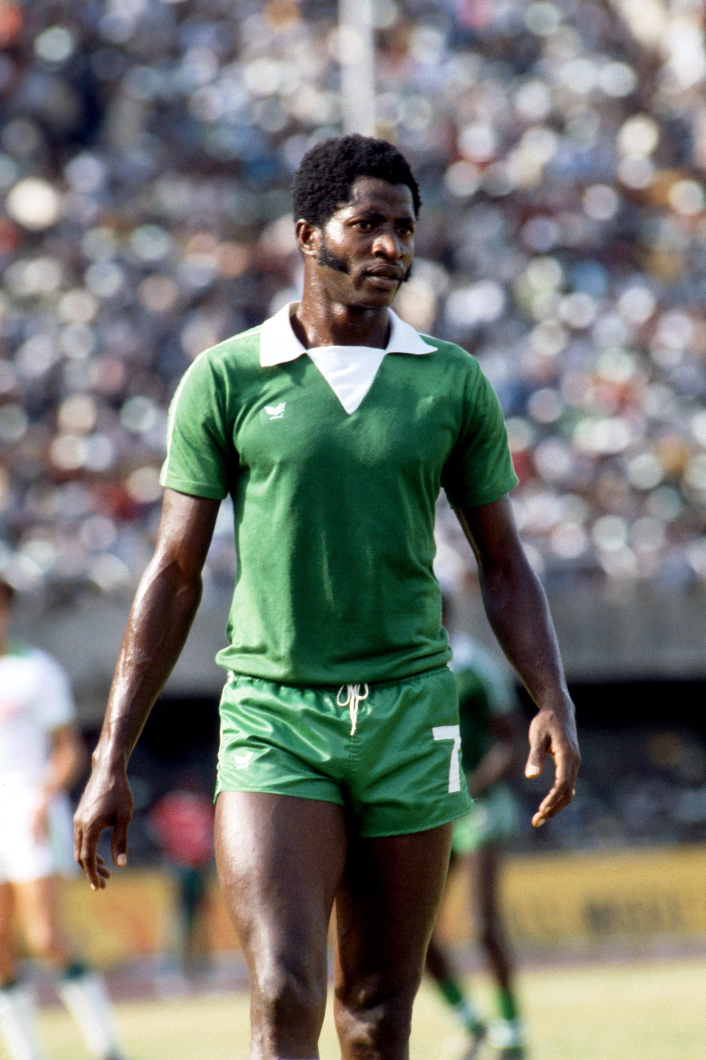 CAN 2025 : les 8 maillots les plus stylés et légendaires de l'histoire ...