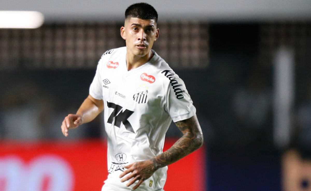 Boca tiene en la mira a Adonis Frías: sería el "plan B" por si se cae ...