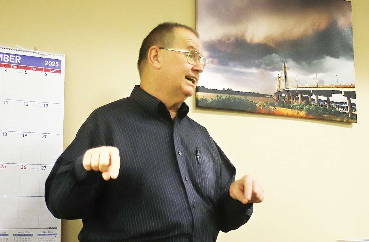 Scott Cousins reflects on Alton photojournalist John Badman’s career