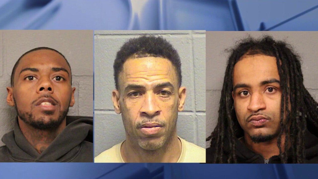 Drone busts 3 men stealing from moving freight train on Chicago's South ...