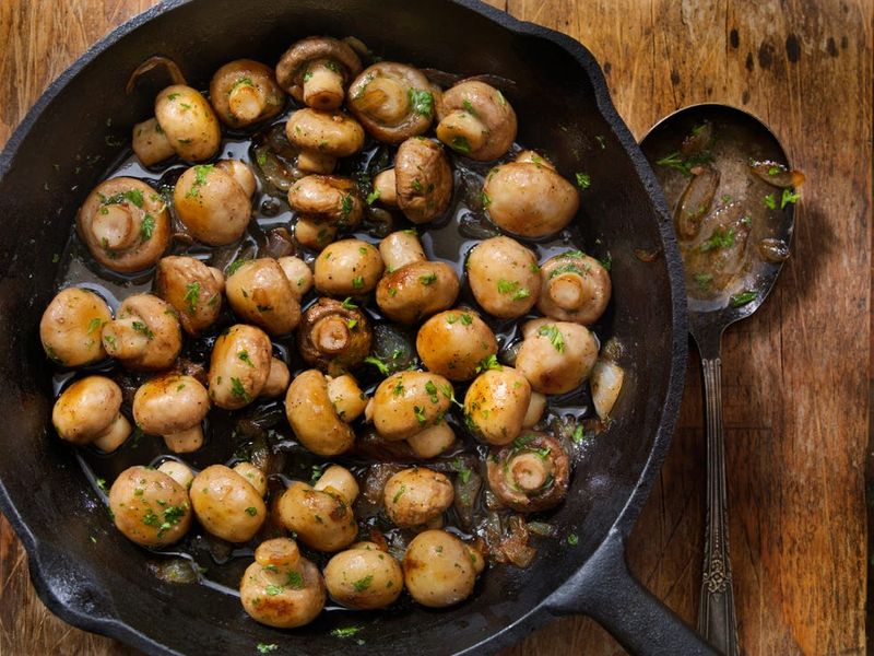 17 cooking habits chefs really wish you'd stop