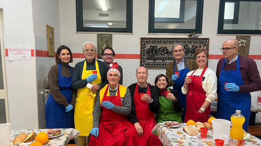 Cagliari, Capodanno di solidarietà: alla mensa del Buon Pastore un ...