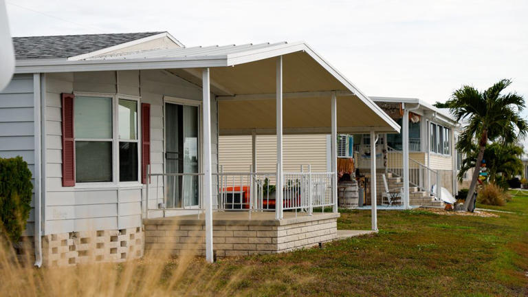 For Tampa Bay’s mobile home residents, high electric bills can be a crisis