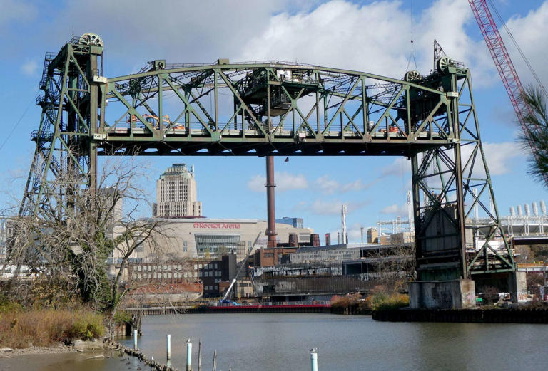 End nears for a piece of Cleveland’s bridge history after nearly a century
