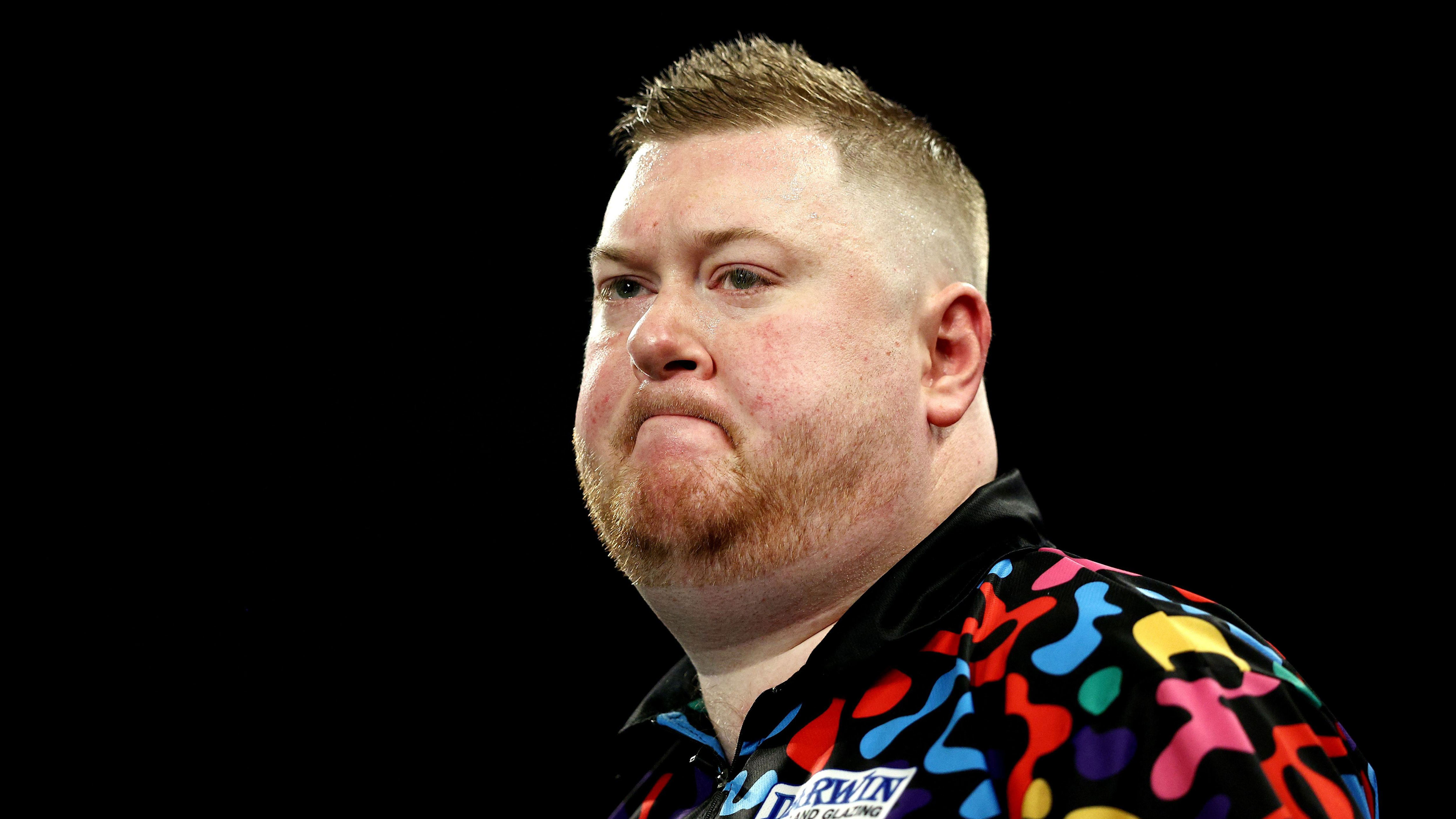 Danke für die Morddrohungen: Darts-Spieler veröffentlicht erschütternde ...