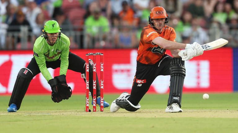 Unlucky Ashton helps turn around Perth's season