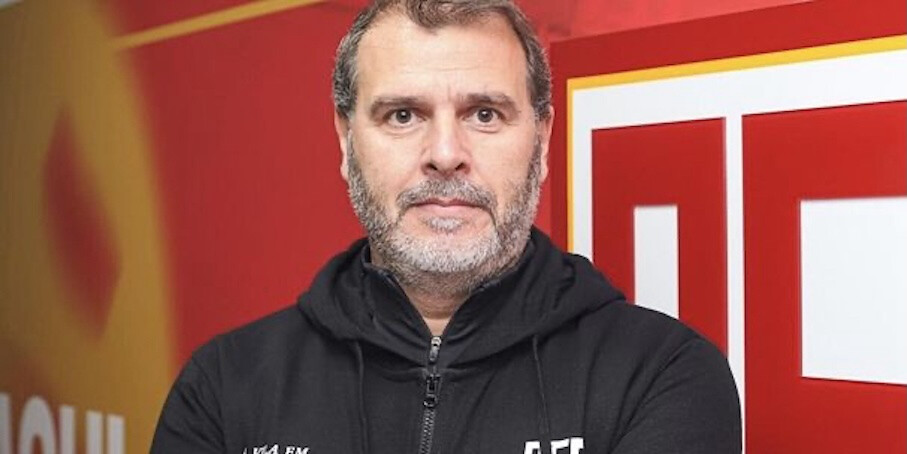 João Henriques entre a ironia e o orgulho: críticas veladas e elogios a ...