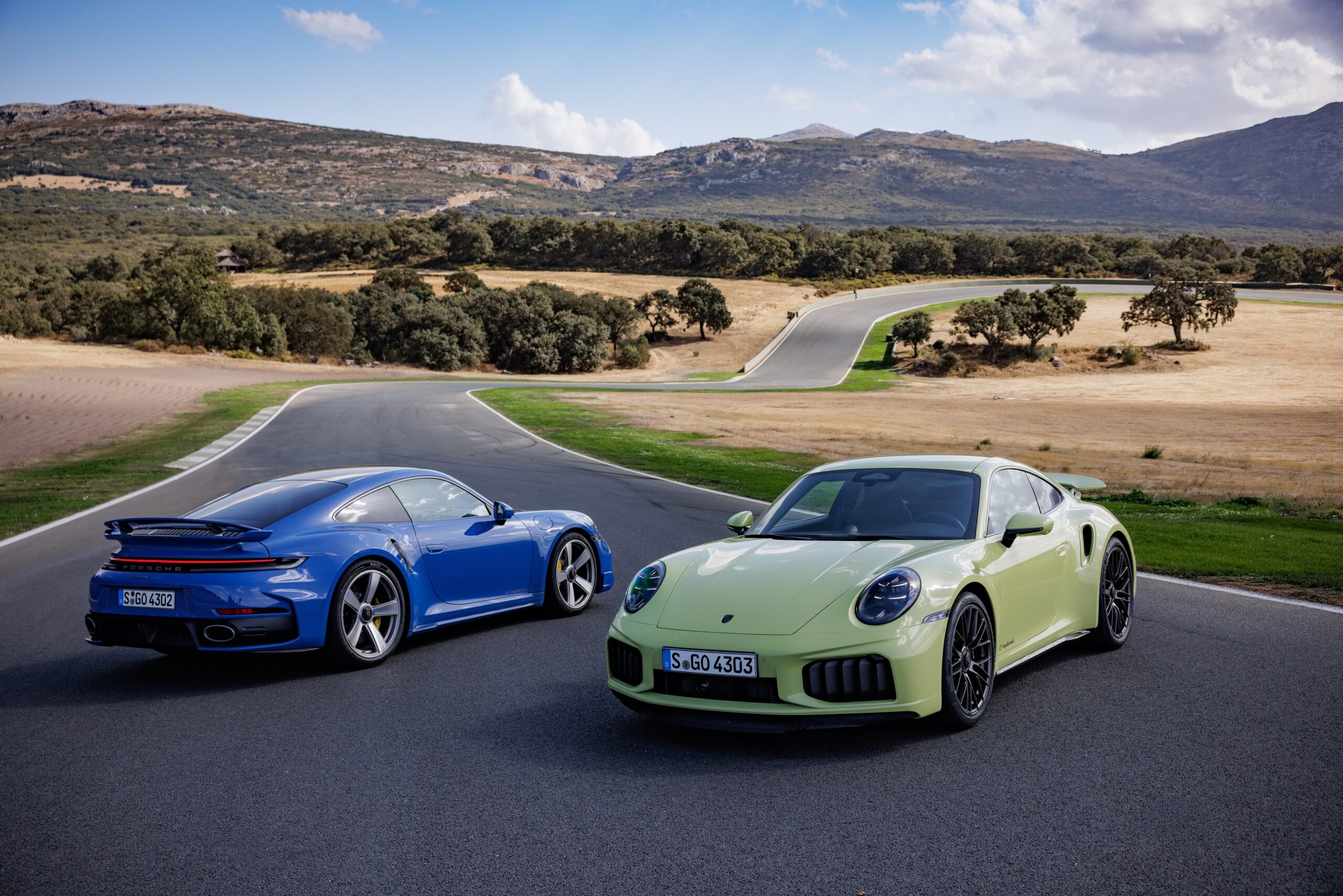 Color me infinite, says Porsche