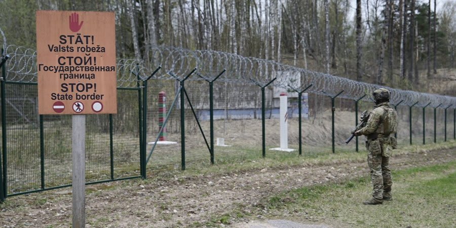 Latvia completes 280-kilometer fence along border with Russia