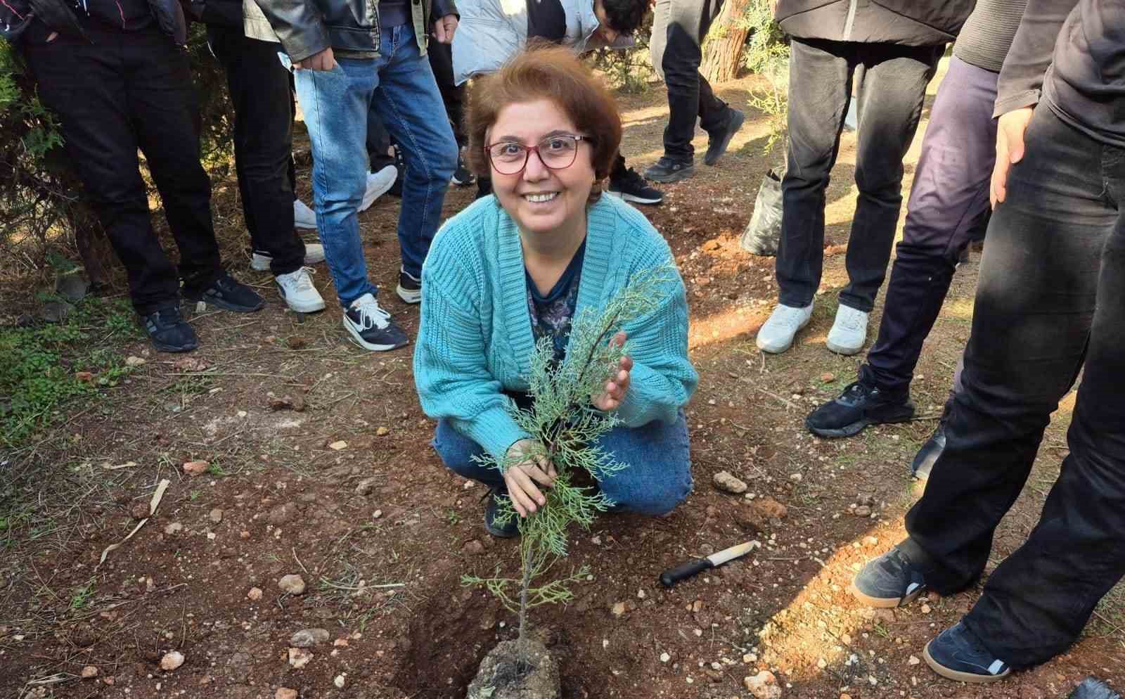 Nihal Erdem Anadolu Lisesinde ’Yeşil Vatan’ seferberliği