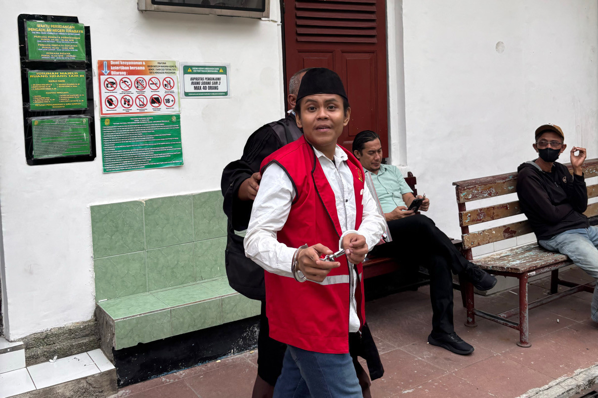 Demonstran Alfarisi meninggal saat ditahan di Rutan Medaeng, proses ...