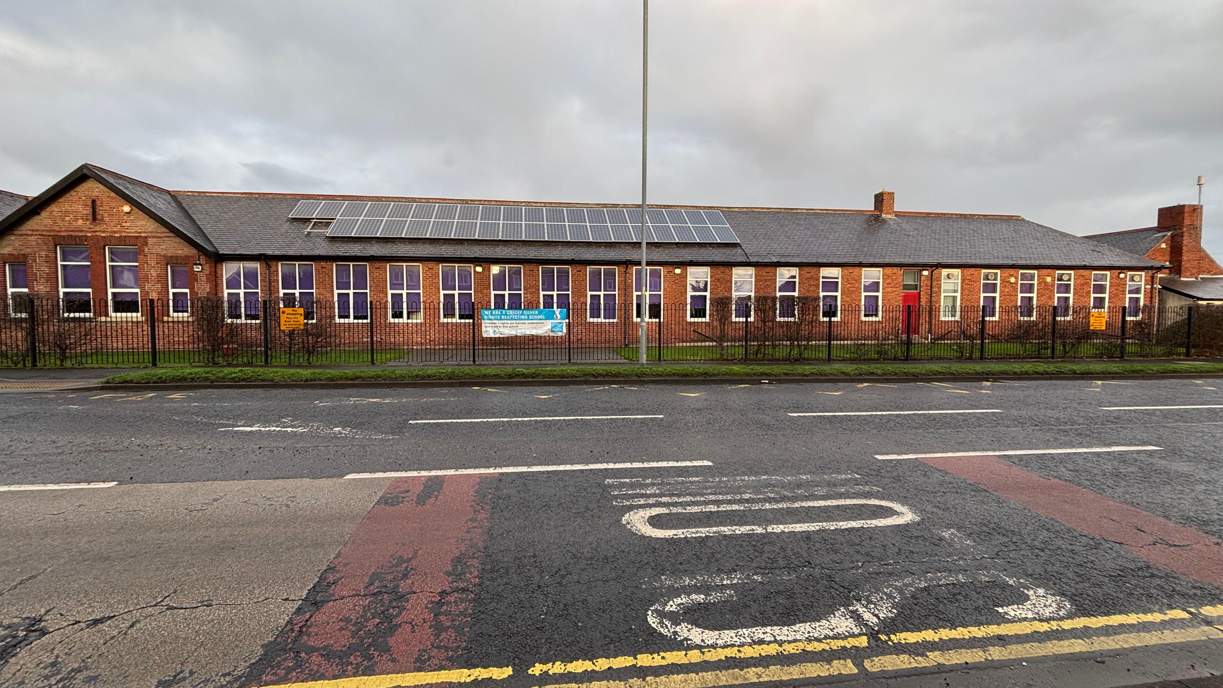 School to remain closed due to worsening cracks
