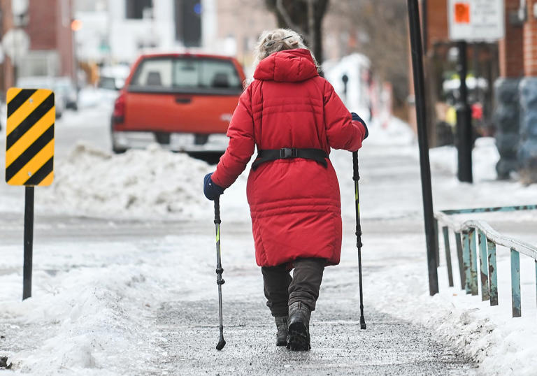 Winter storms to continue hammering parts of eastern Canada