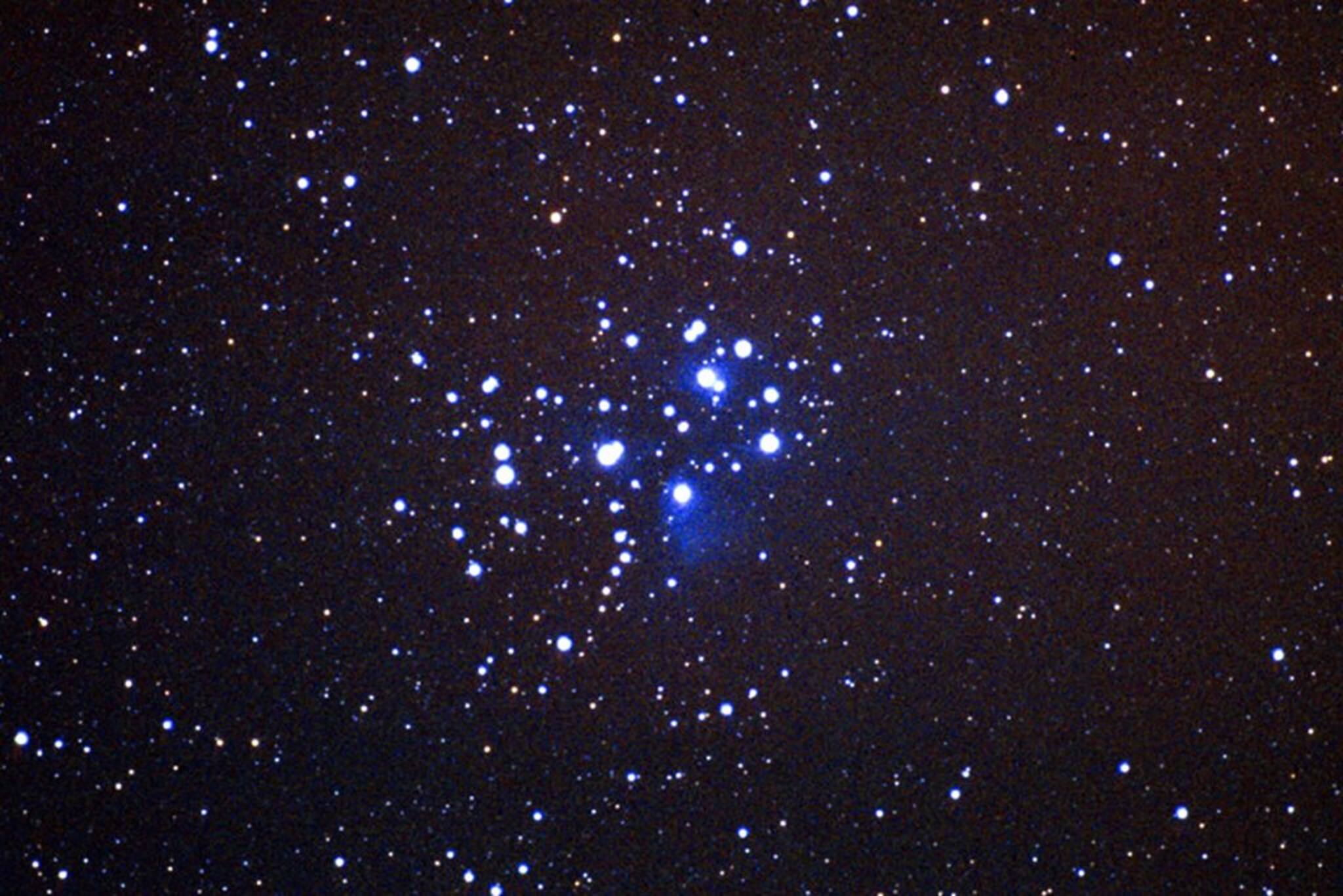 Wintersechseck, Mond und Jupiter: Der Extra-Blick in den Silvester ...