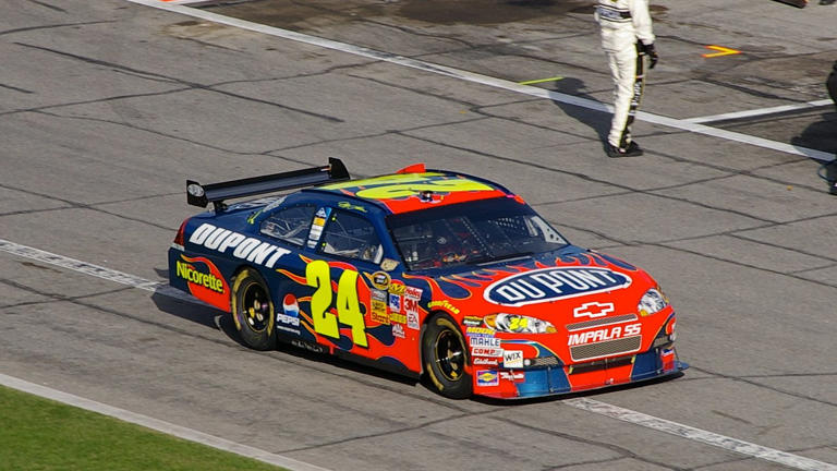 Jeff Gordon’s rise and how he reshaped NASCAR’s modern era