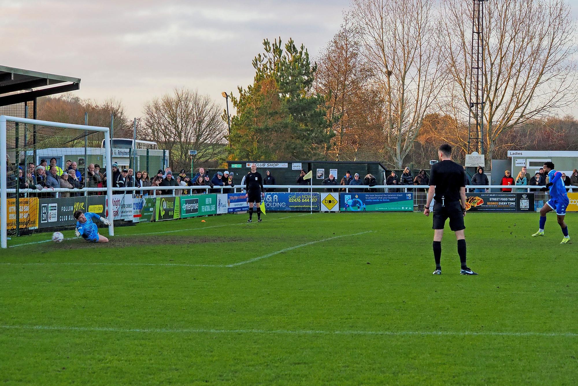 Bedford Town held at bottom club Leamington