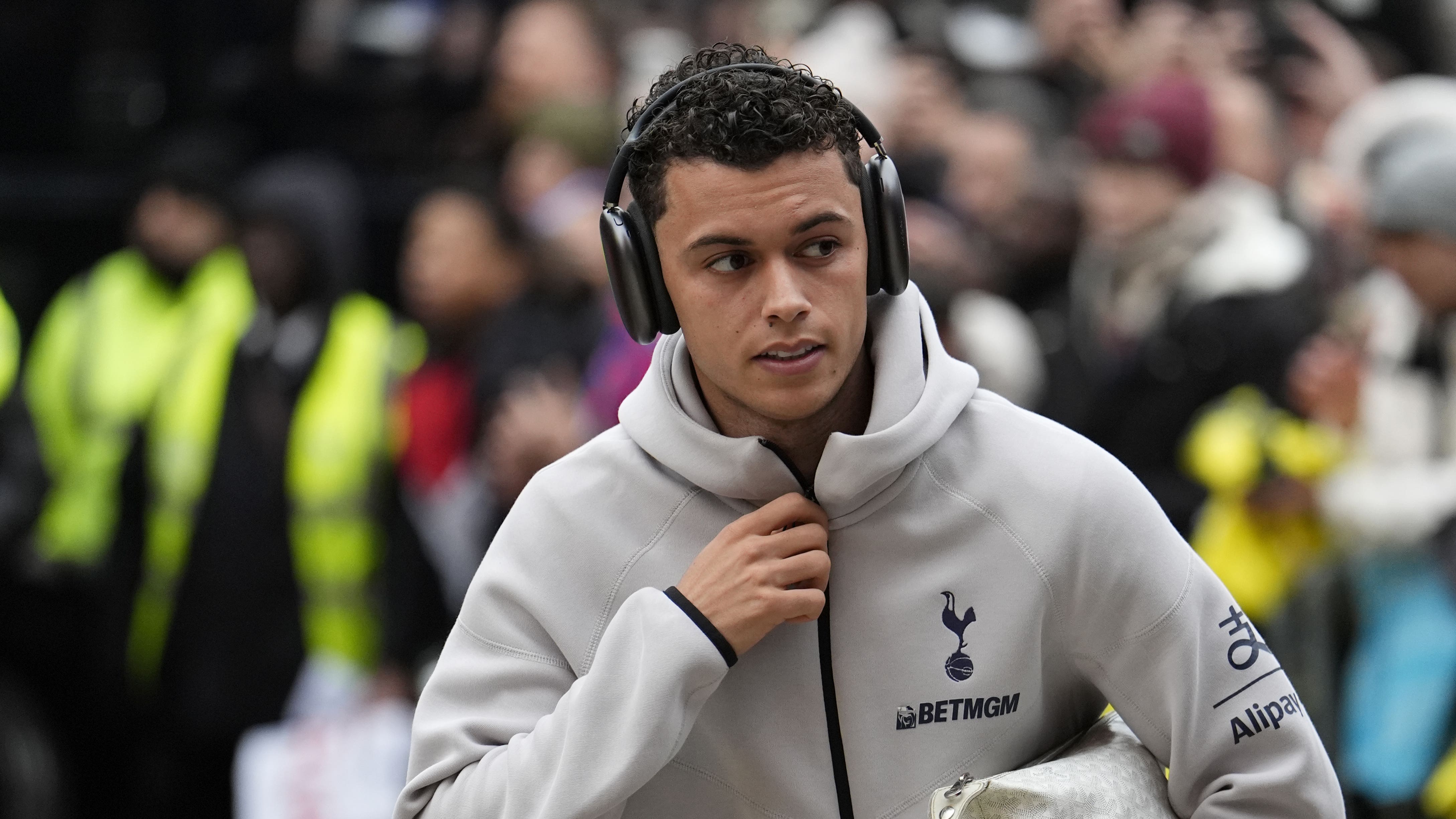 Crystal Palace agree £35million fee with Tottenham for Brennan Johnson