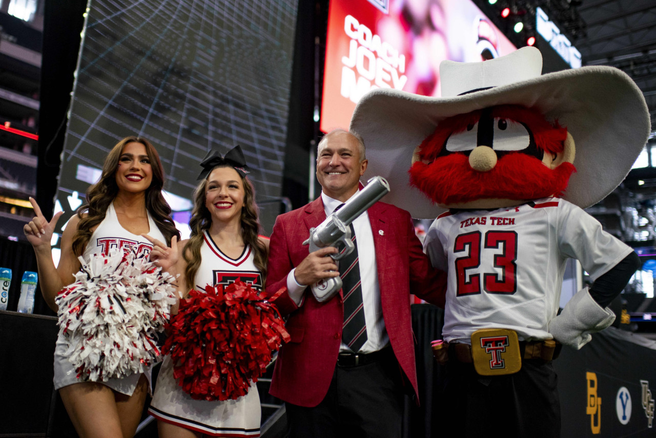 Can a high school team win the College Football Playoff?